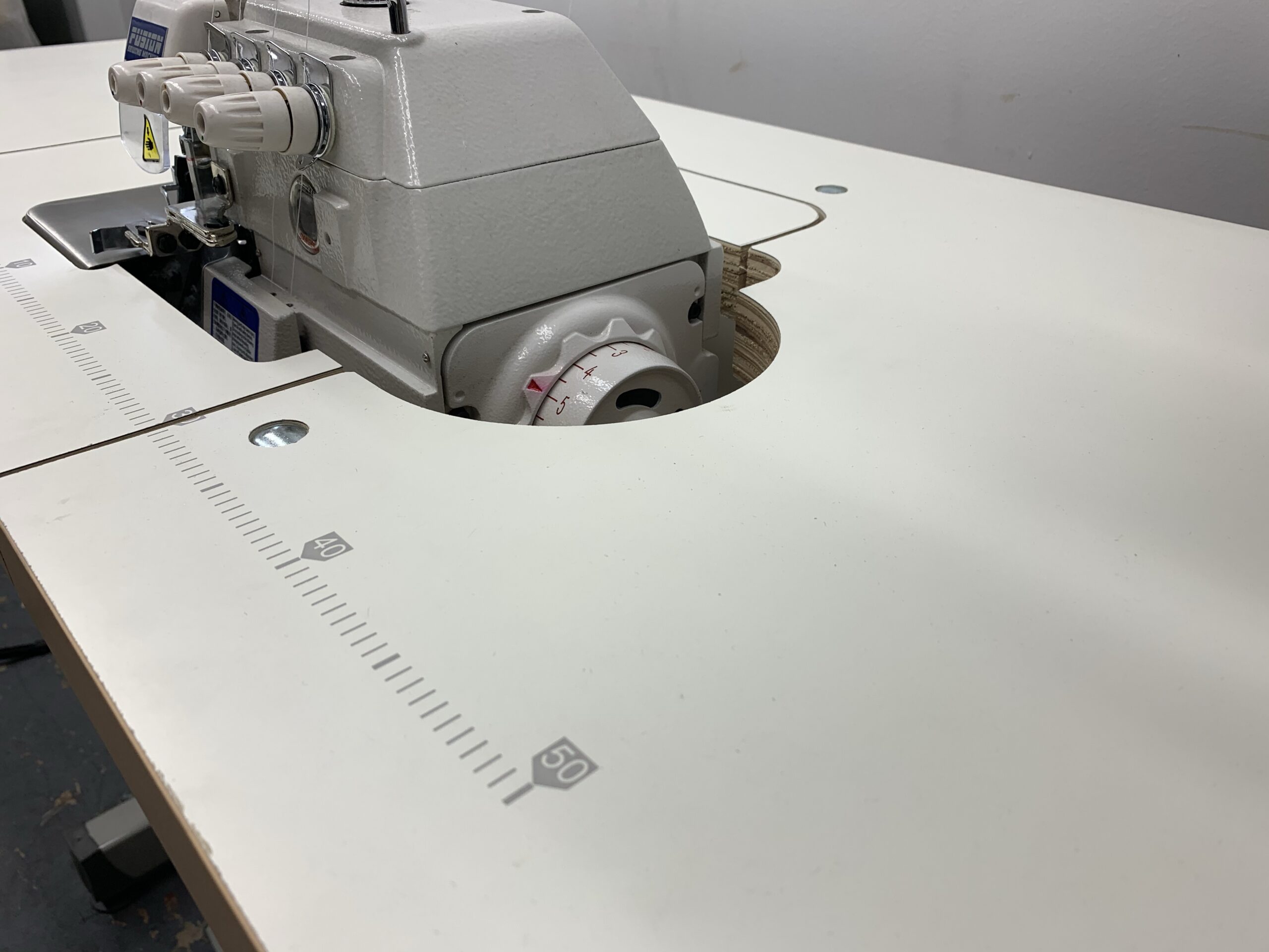 Fusion 757 5 Thread Overlock Sewing Machine New Complete